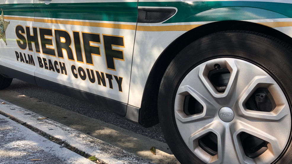 Left-turn crash on Lantana Road leaves one dead, two injured