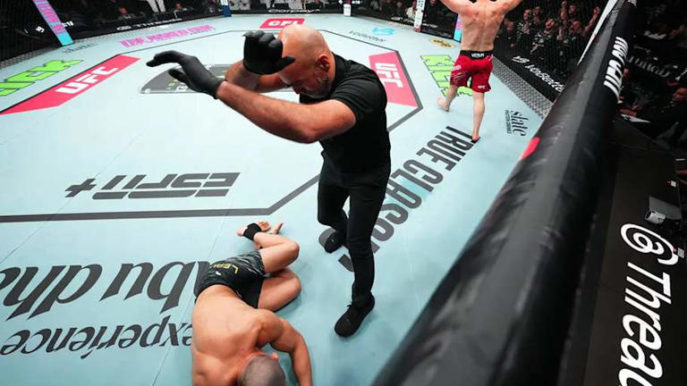 41-year-old 'King of Kung Fu' scores walk-off knockout on UFC prelims