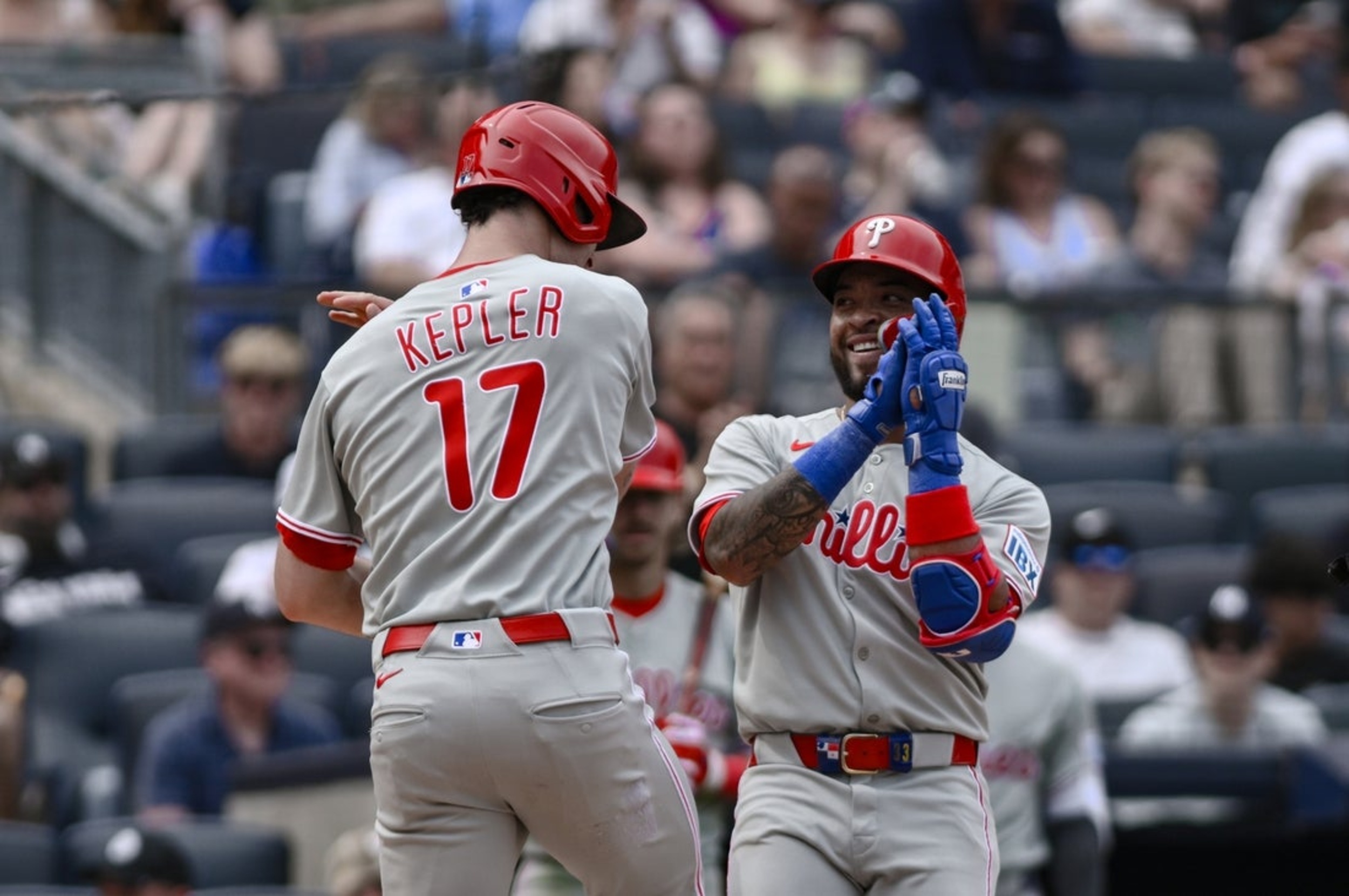 Phillies INF Edmundo Sosa injured vs. Yankees