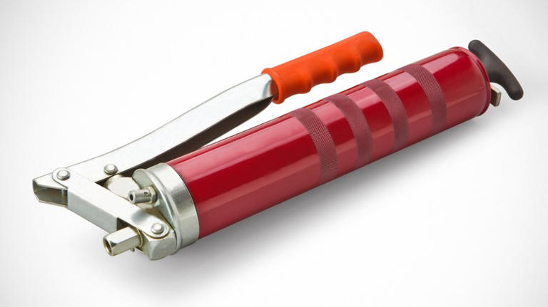How To Properly Load A Grease Gun (And Why You Need To Prime It Before Use)