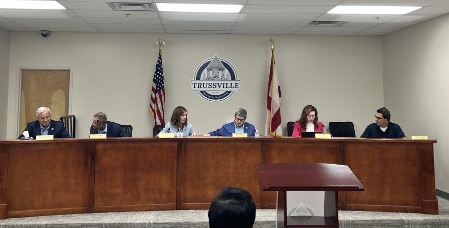 Trussville mayor addresses city debt ahead of election