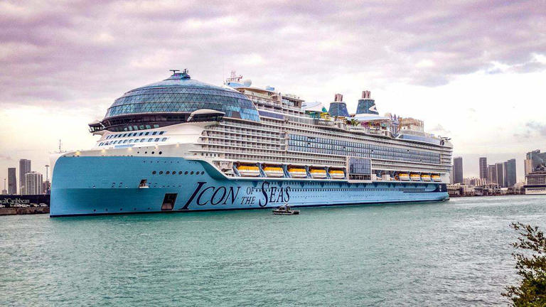 Slide breaks on Miami's Icon of the Seas ship, causing injuries. See what happened