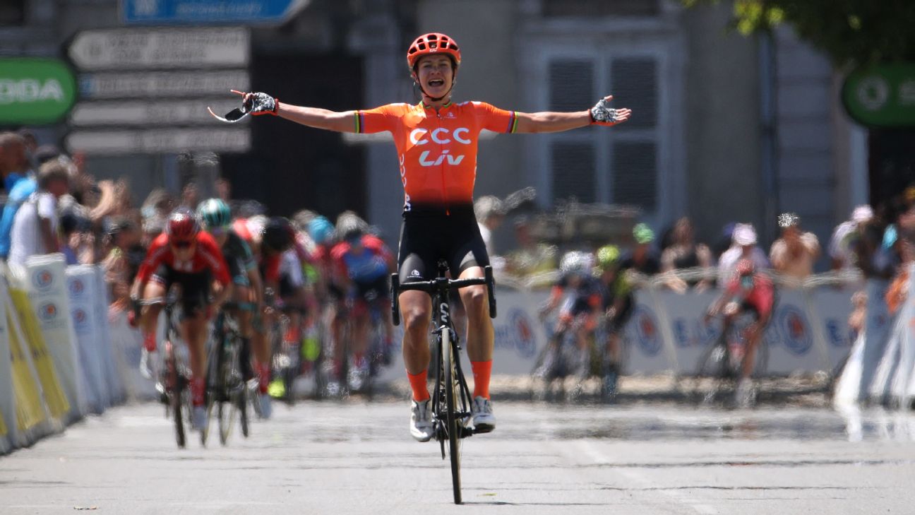 Marianne Vos surges to Stage 1 win in Tour de France Femmes