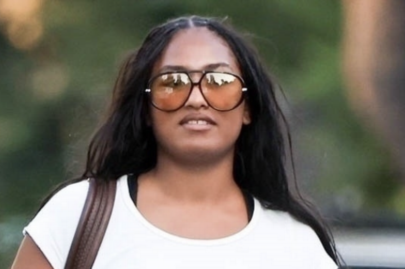 Barack Obama's daughter Sasha flaunts waist in crop top as she steps ...