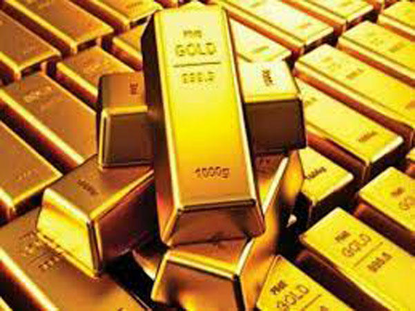 Gold prices decrease by Rs 1,100