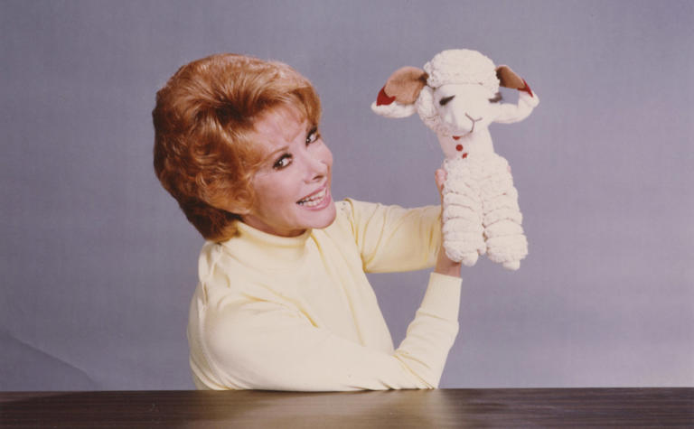 Shari Lewis's Daughter Opens Up About Her Mom's Life, Legacy & Lamb Chop