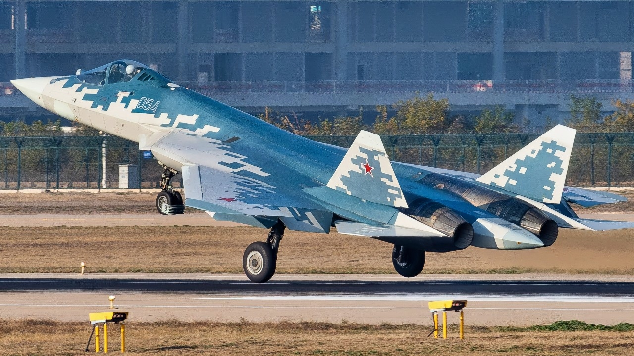 Russia’s Su-57, its only stealth fighter, is back over Ukraine — but it ...