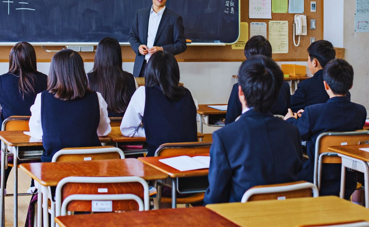 School Assembly News Headlines (Aug 26): Top National, World, Sports ...