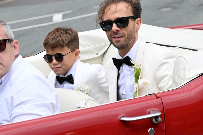 Coronation Street's Jack P Shepherd kisses bride in first look at his ...