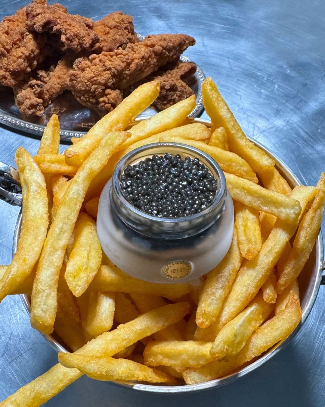 D'origine russe mais implantée à Paris, la Maison Volzhenka veut ...