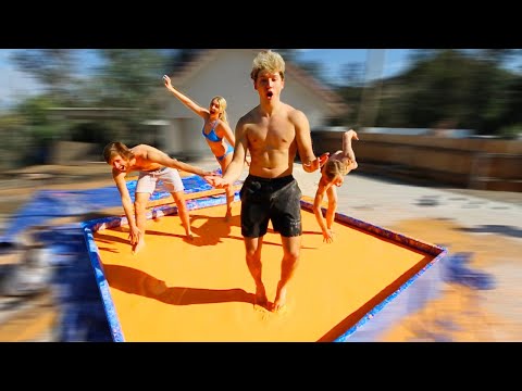 Brave people jump on ten thousand pounds of slime liquid Oobleck