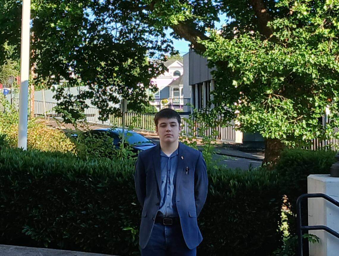 He might be 15, but this WA teen says he's running for governor in 2028