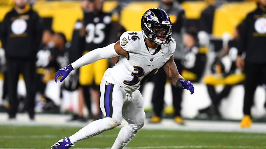Steelers continue love affair with ex-Ravens in latest signing