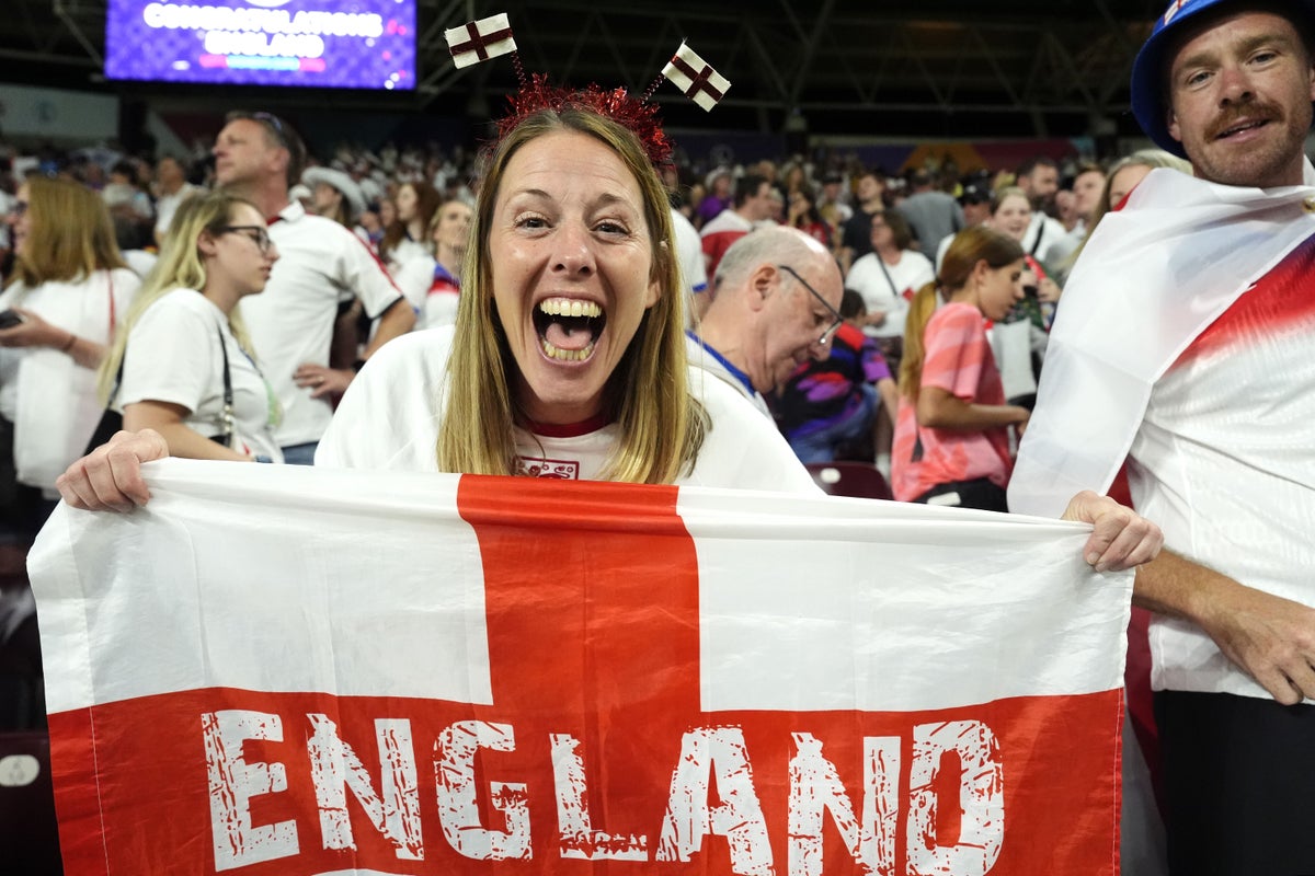 William tells Lionesses the nation is proud of them in Euros good luck ...