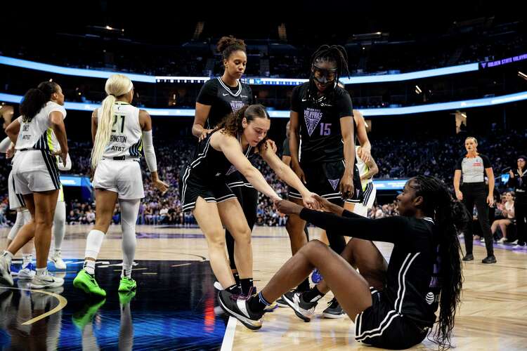 Who will Valkyries ask to pick up where injured All-Star Kayla Thornton ...