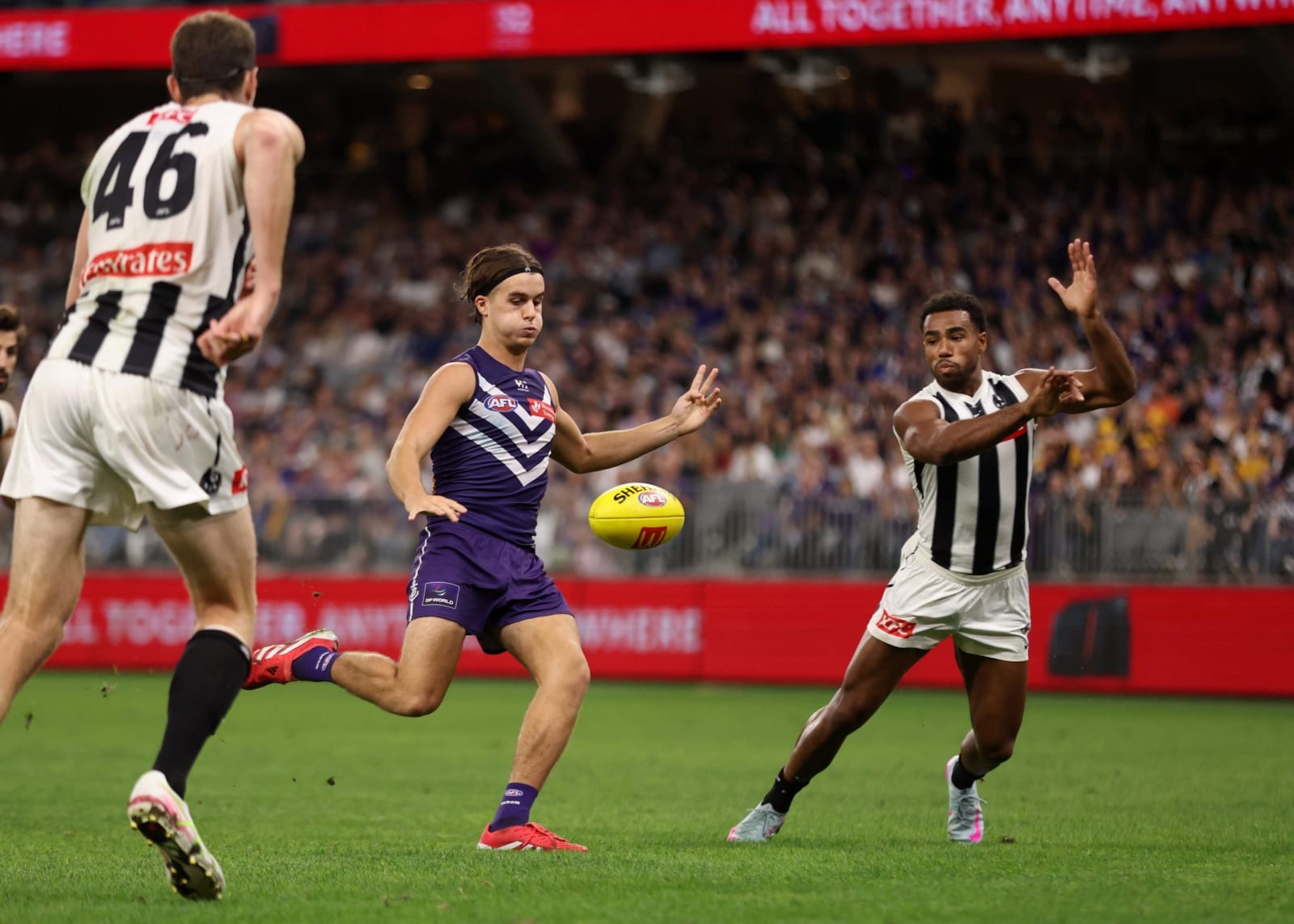 “Sign of a pretty good game”: Fremantle rookie joins rare air with high ...