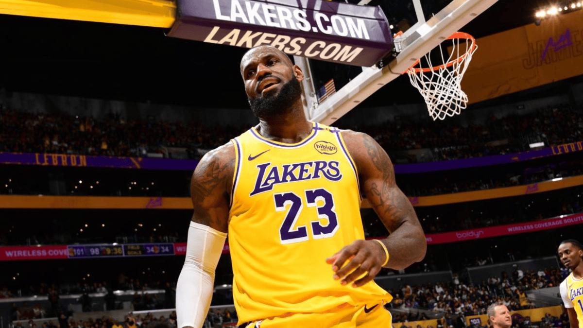 Ex-NBA Player Claims LeBron James Used Steroids and Faked Injury to ...