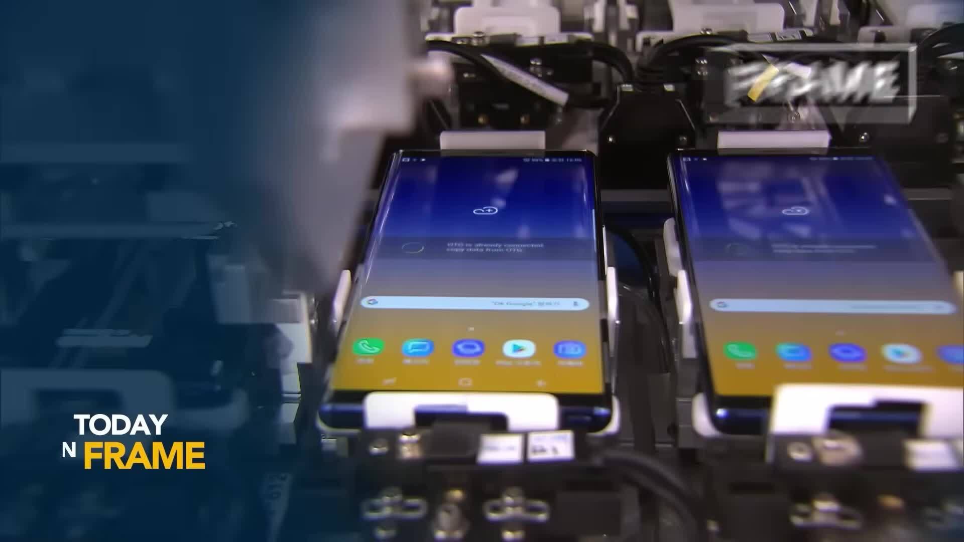 Inside Massive Samsung Factory Producing Millions of Smartphones ...