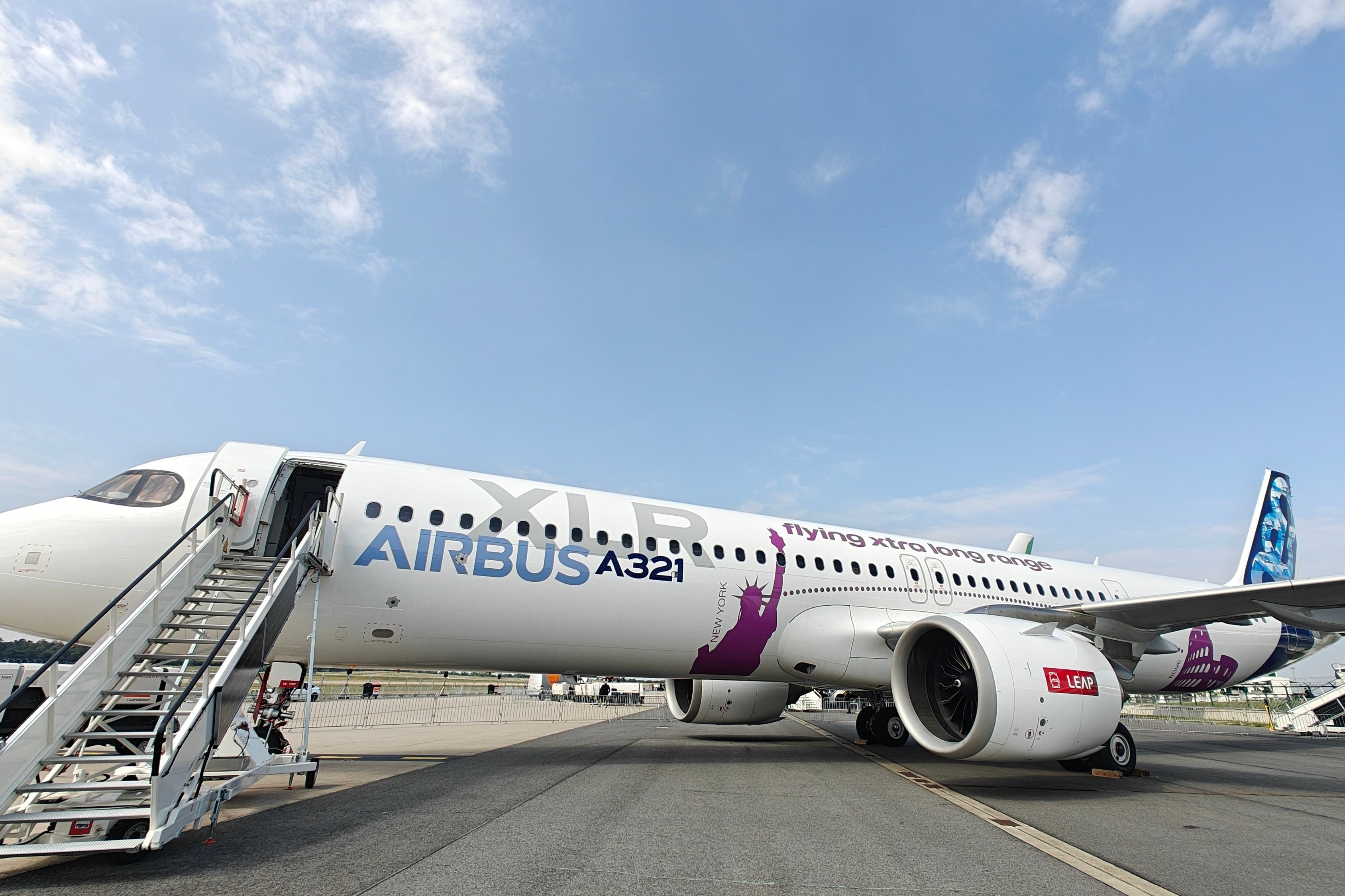 American Airlines Has Taken Delivery Of Its 1st Airbus A321XLR & It's ...