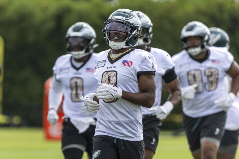 Amid trial by fire, can Kelee Ringo separate himself in position battle ...