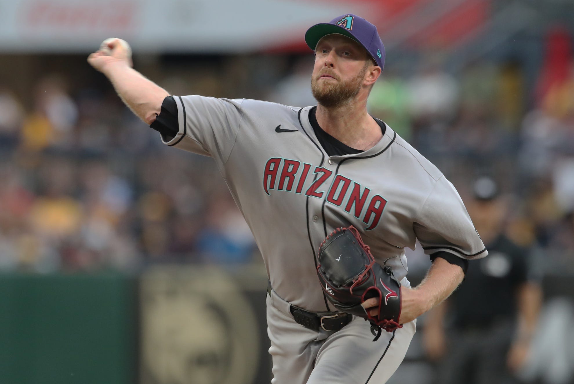 Arizona Diamondbacks send Merrill Kelly to Texas Rangers