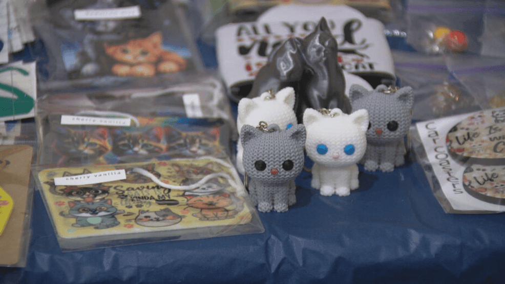 Hancock County Humane Foundation hosts Hawaiian dinner fundraiser