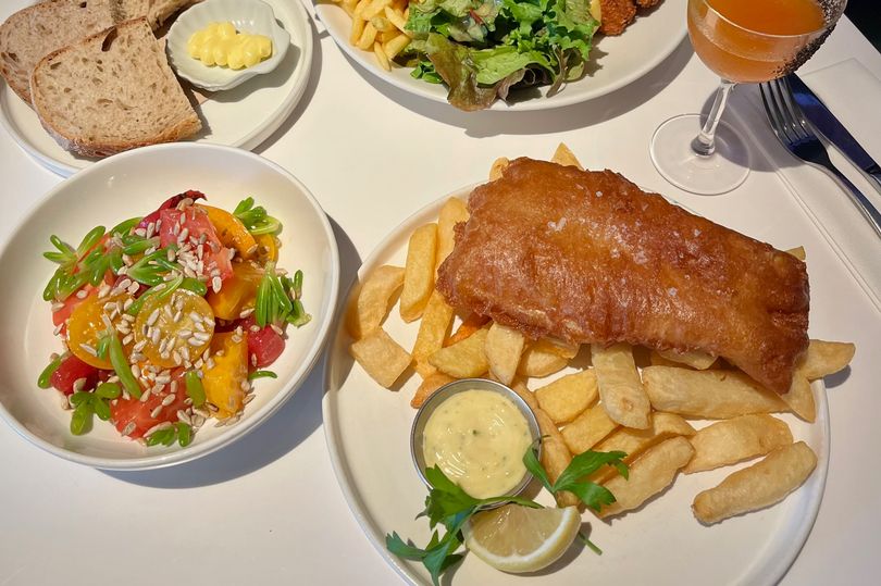 I paid for £21 fish and chips at a restaurant celebrities like – 1 ...