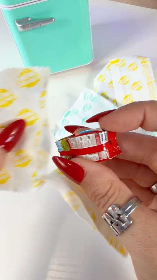 Mini Brands Mini Minis Fill the Fridge #asmr #minibrands #minis