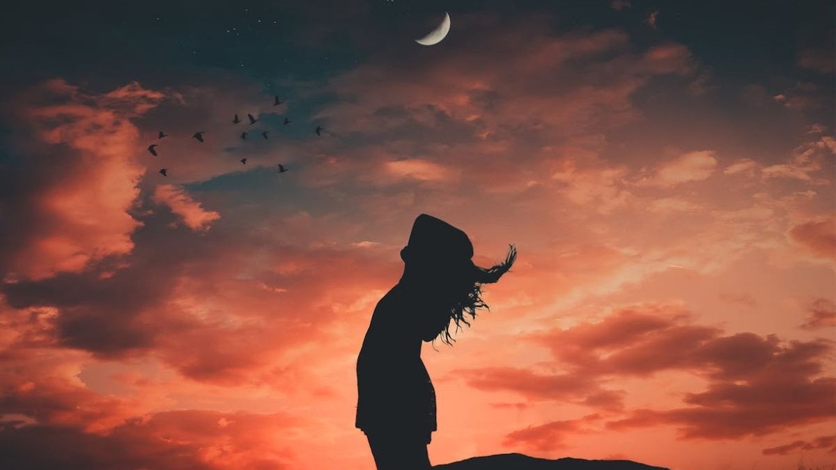 Subconsciente femenino: 8 frases positivas que transforman pensamientos