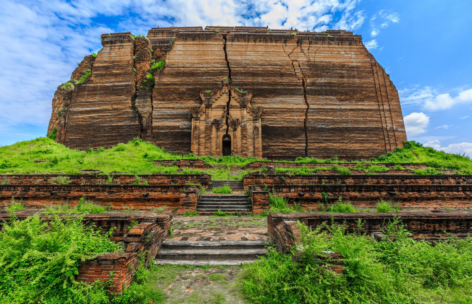 15 incredible global landmarks that still aren't finished