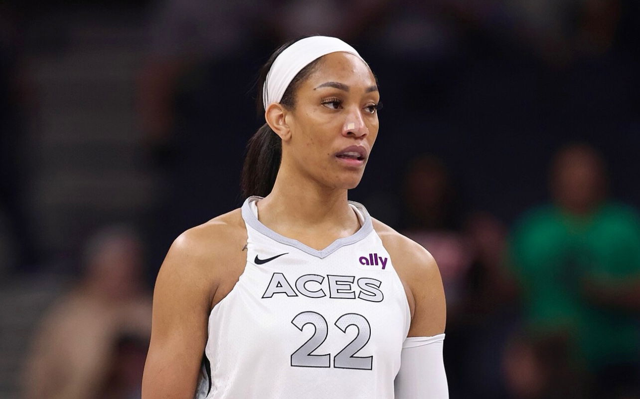 A'ja Wilson Becomes 1st WNBA Player To Score 30 Points, Grab 20 ...