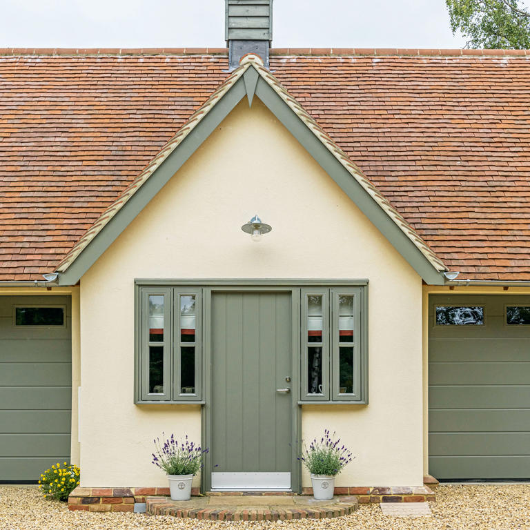Do you know what type of roof you have? Here’s how to identify yours ...