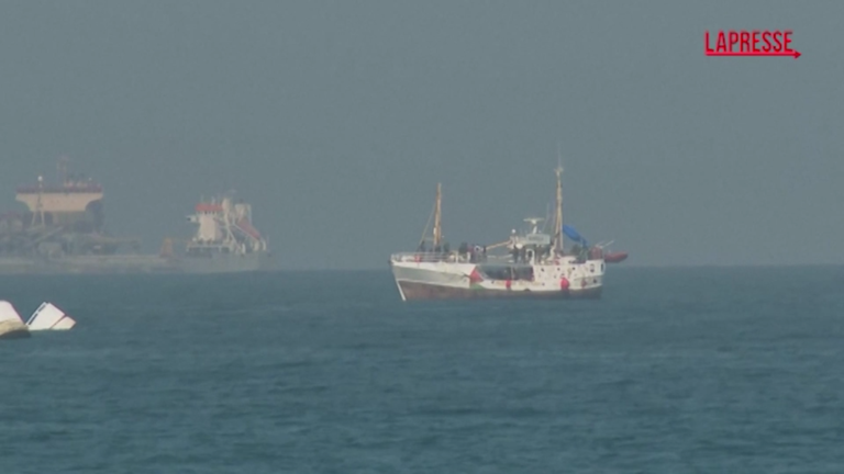 Gaza, l’arrivo della nave della Freedom Flotilla nel porto di Ashdod ...