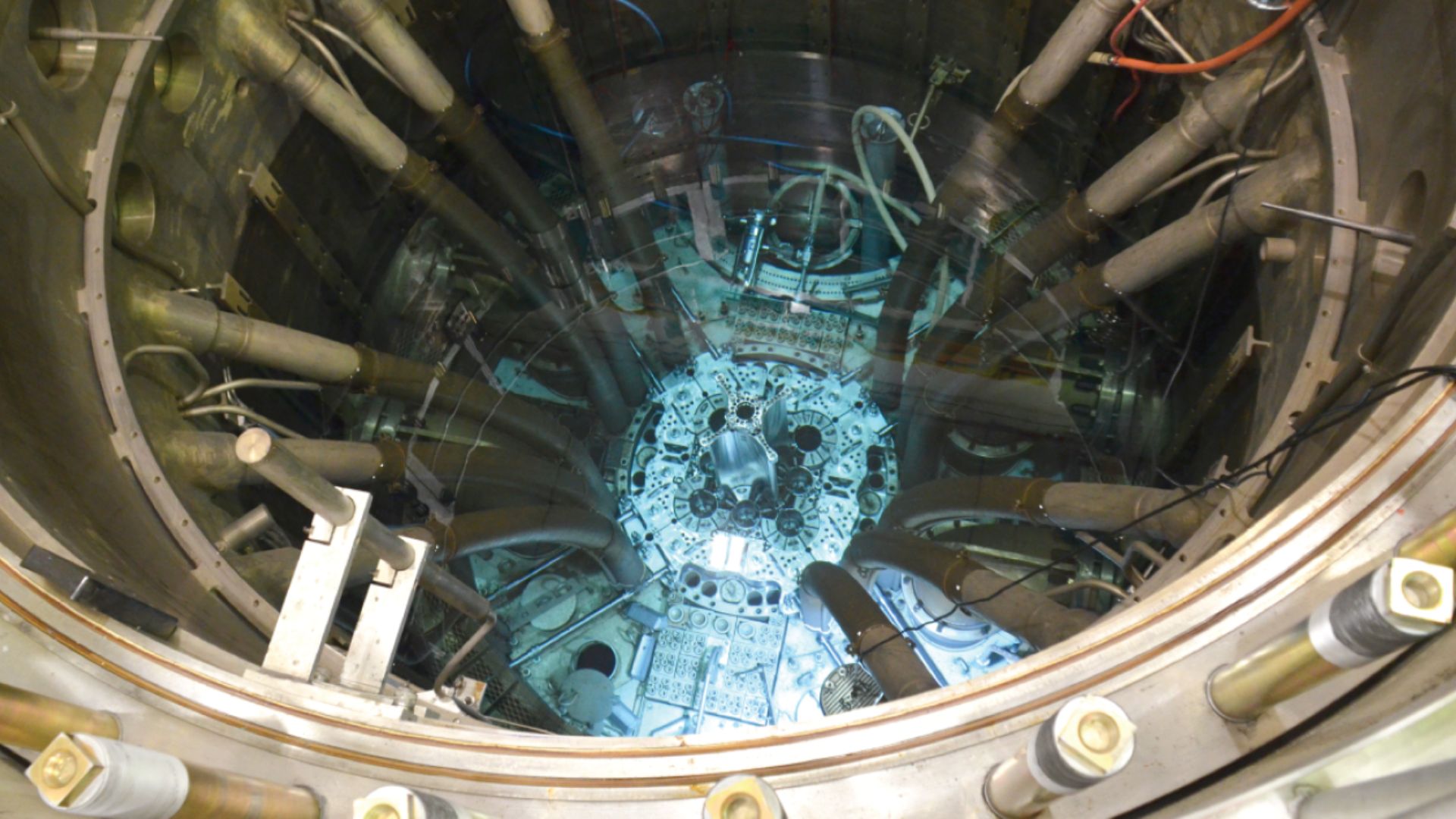 Autonomous nuclear reactors’ plan gets US boost with Amazon’s tech for ...