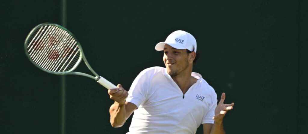 Luciano Darderi, vain­queur de trois titres en 2025 et parte­naire d ...