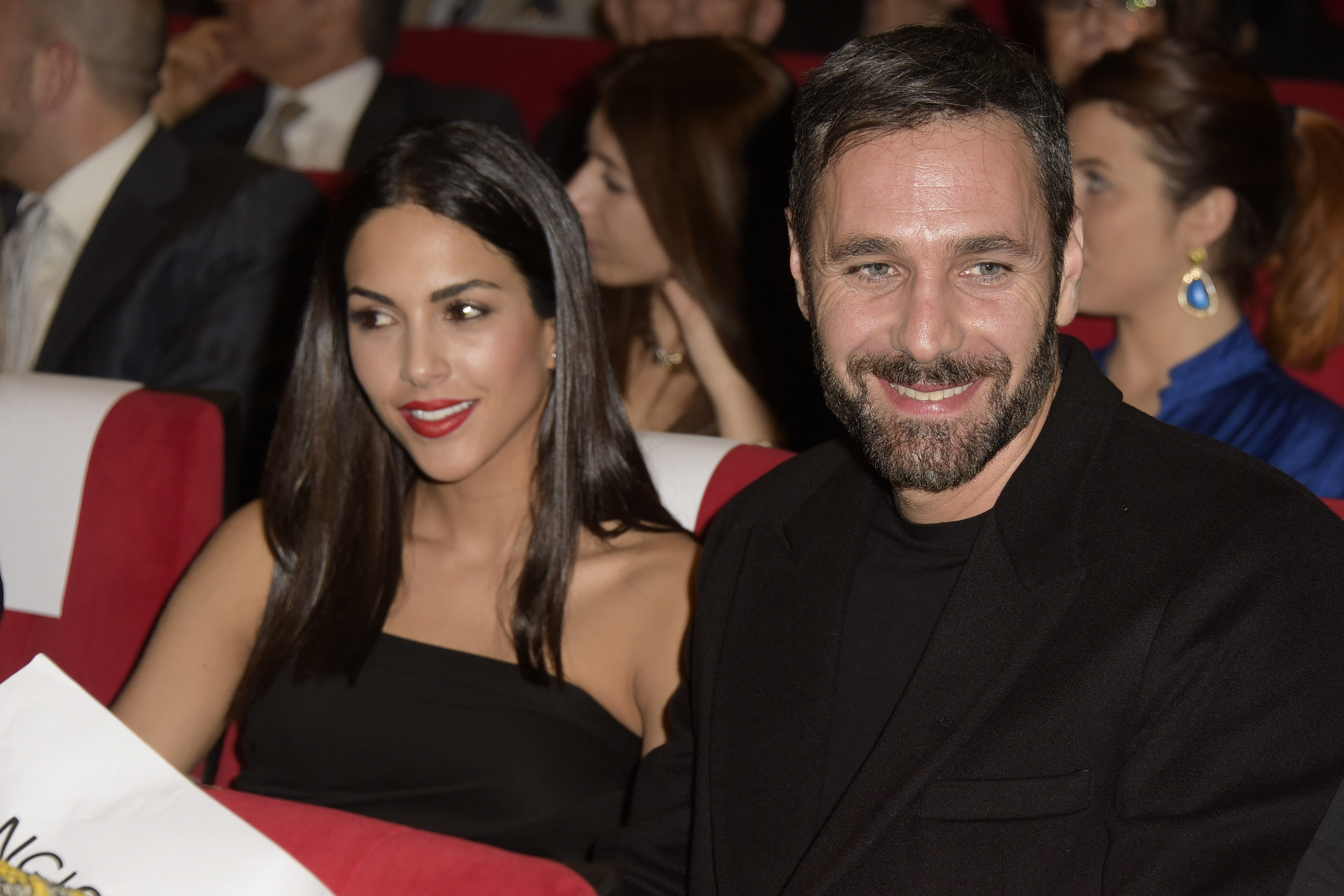 Gli audio rubati tra Raul Bova e Martina Ceretti e il messaggio di ...