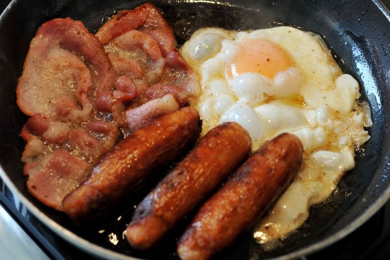 7 Worst Pub Grub Dishes According To Brits And 7 That Always Hit The Spot