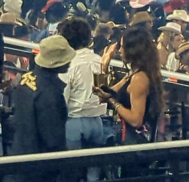 Kris Jenner gives boyfriend Corey Gamble the cold shoulder after ...