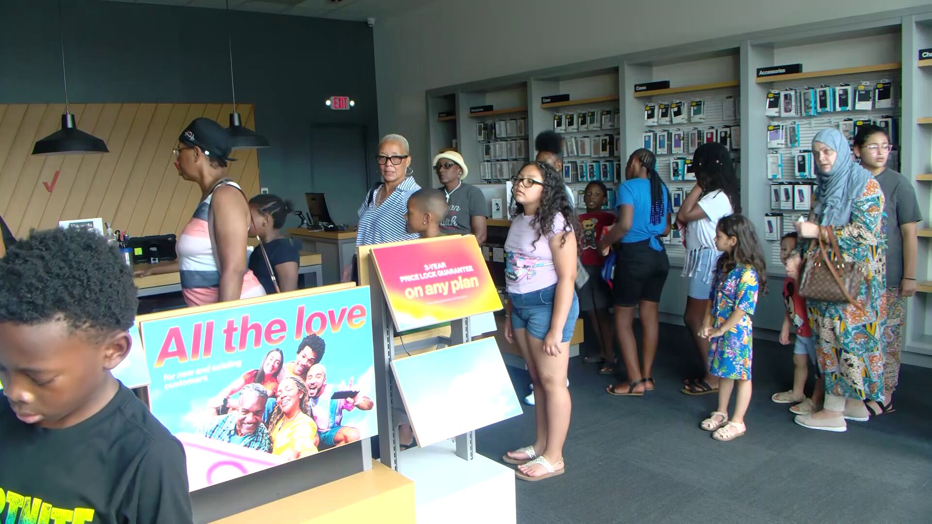 ‘School Rocks Backpack Giveaway’ sends out $3 million worth of backpacks