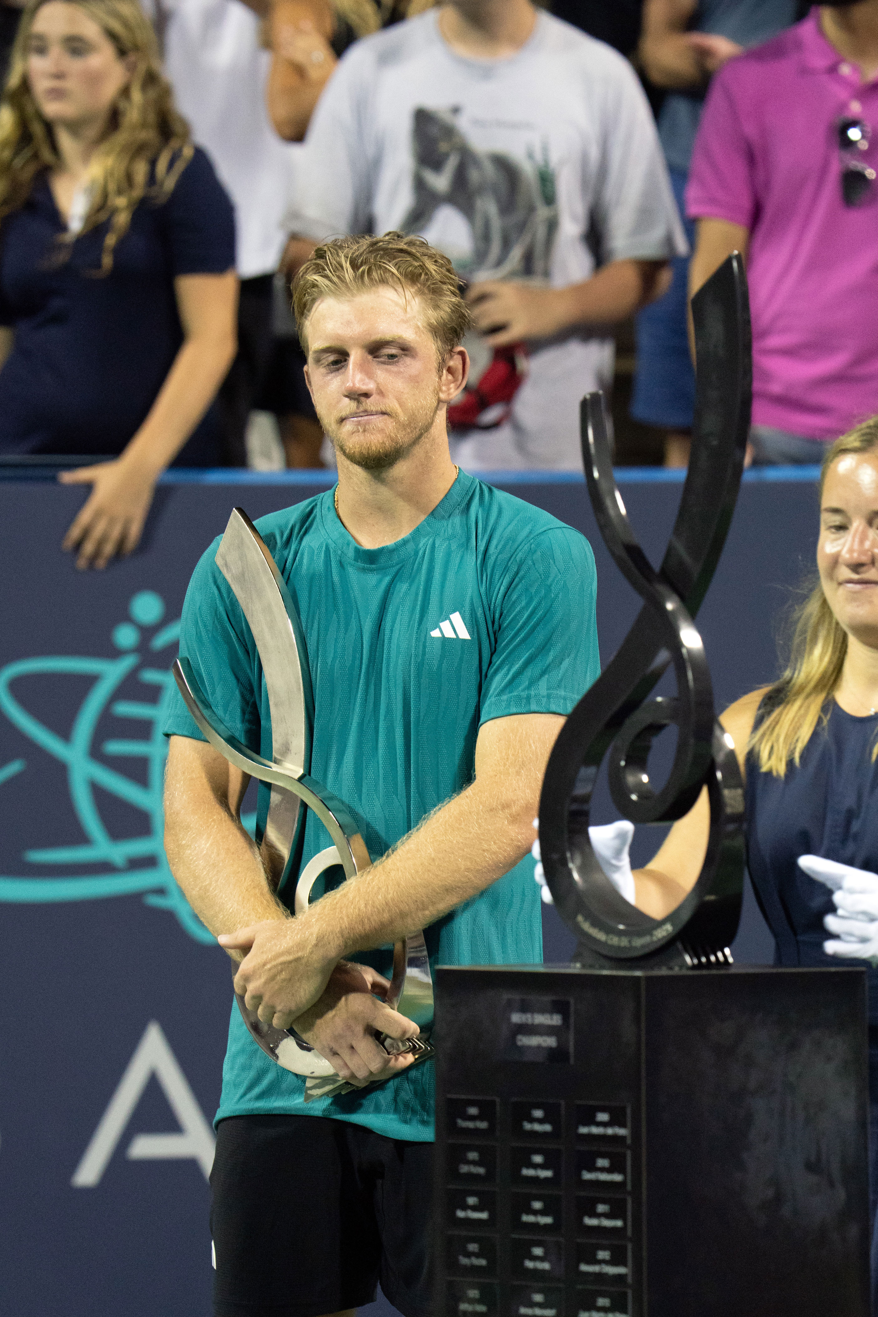 This DC Open’s lasting image: A crushing loss and a moment of sportsmanship