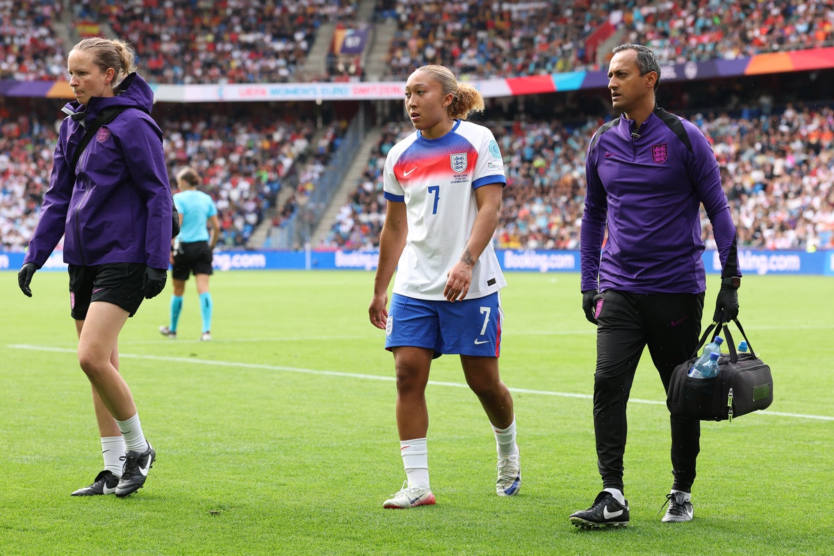 Lauren James limps out of Euro 2025 final in major England blow