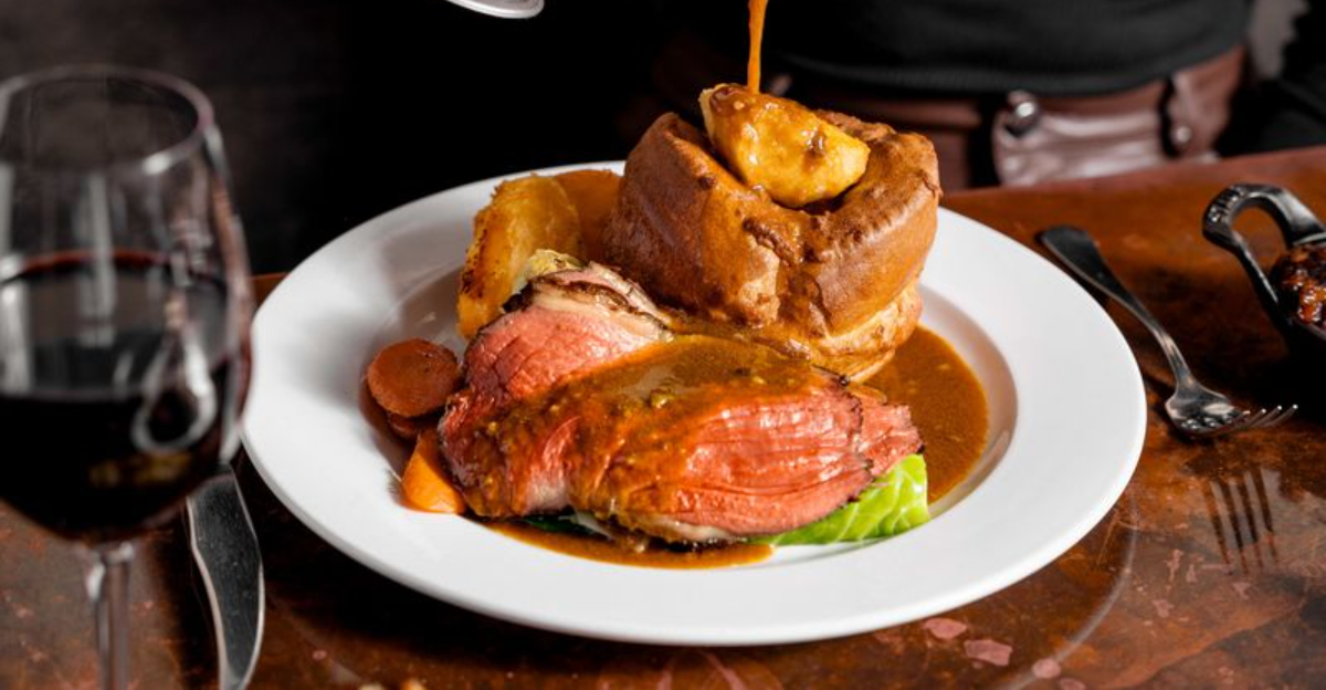 7 Worst Pub Grub Dishes According To Brits And 7 That Always Hit The Spot