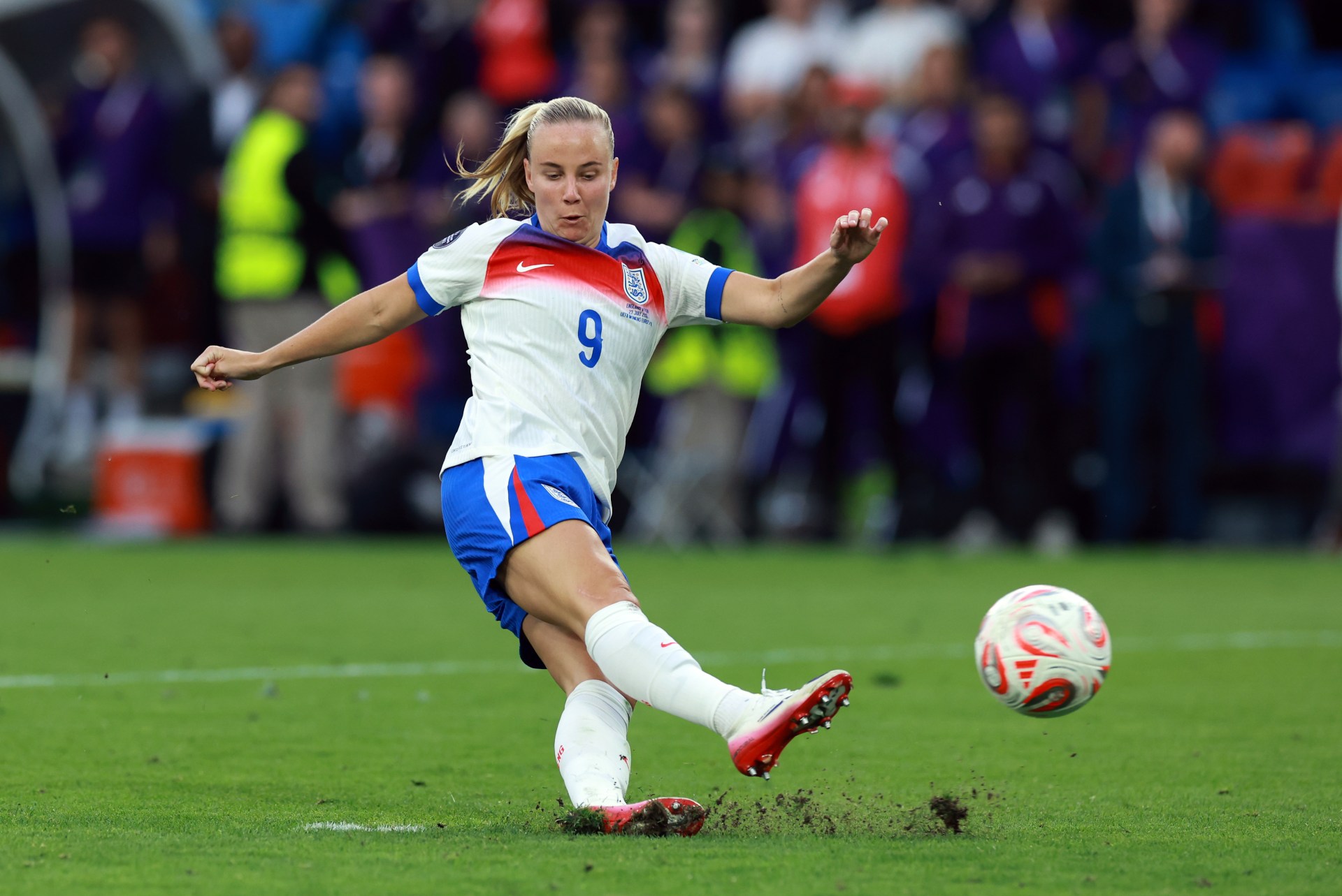 Why Beth Mead was allowed to take penalty twice