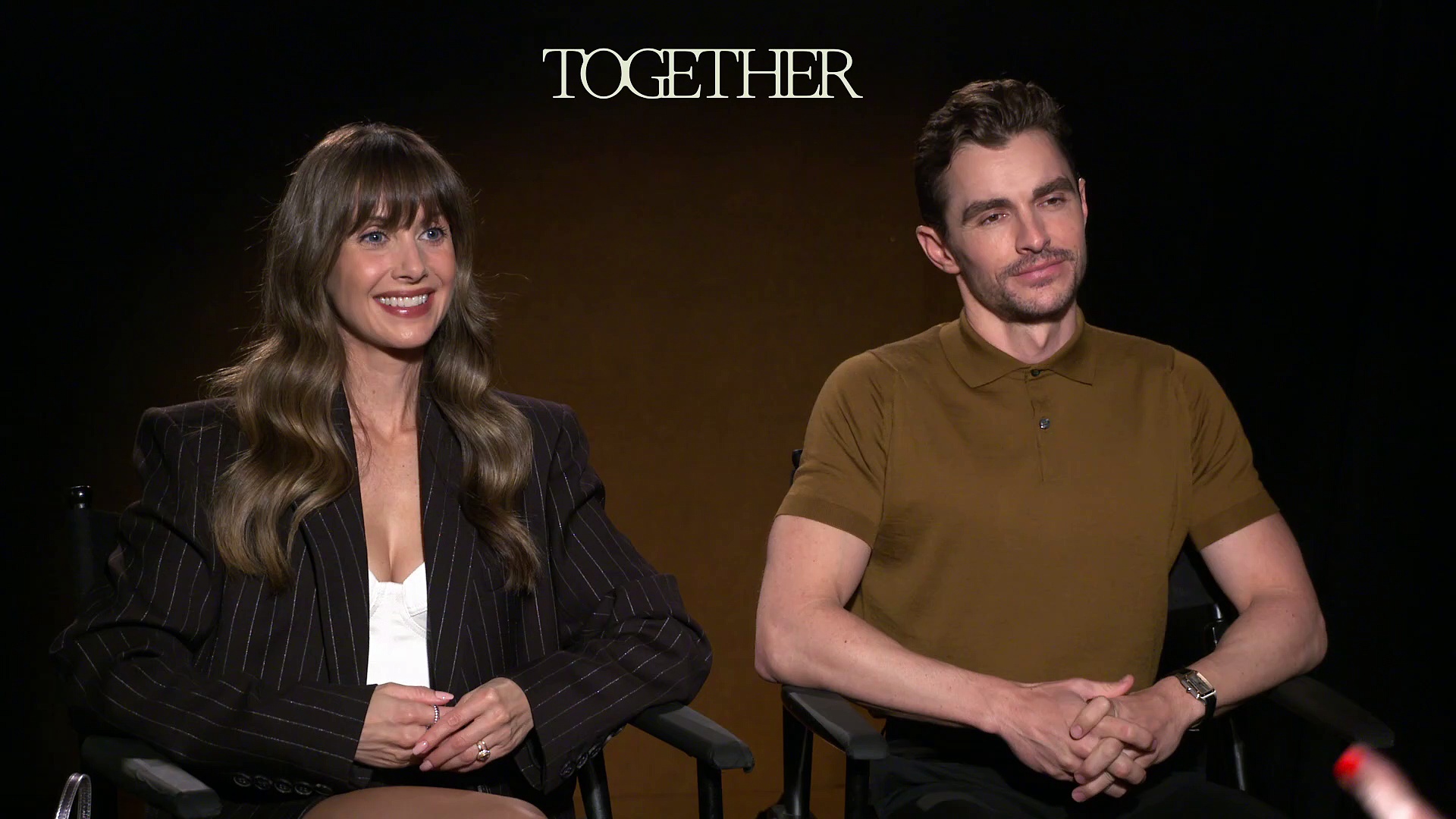 Alison Brie and Dave Franco, on working hand by hand in the horror film ...