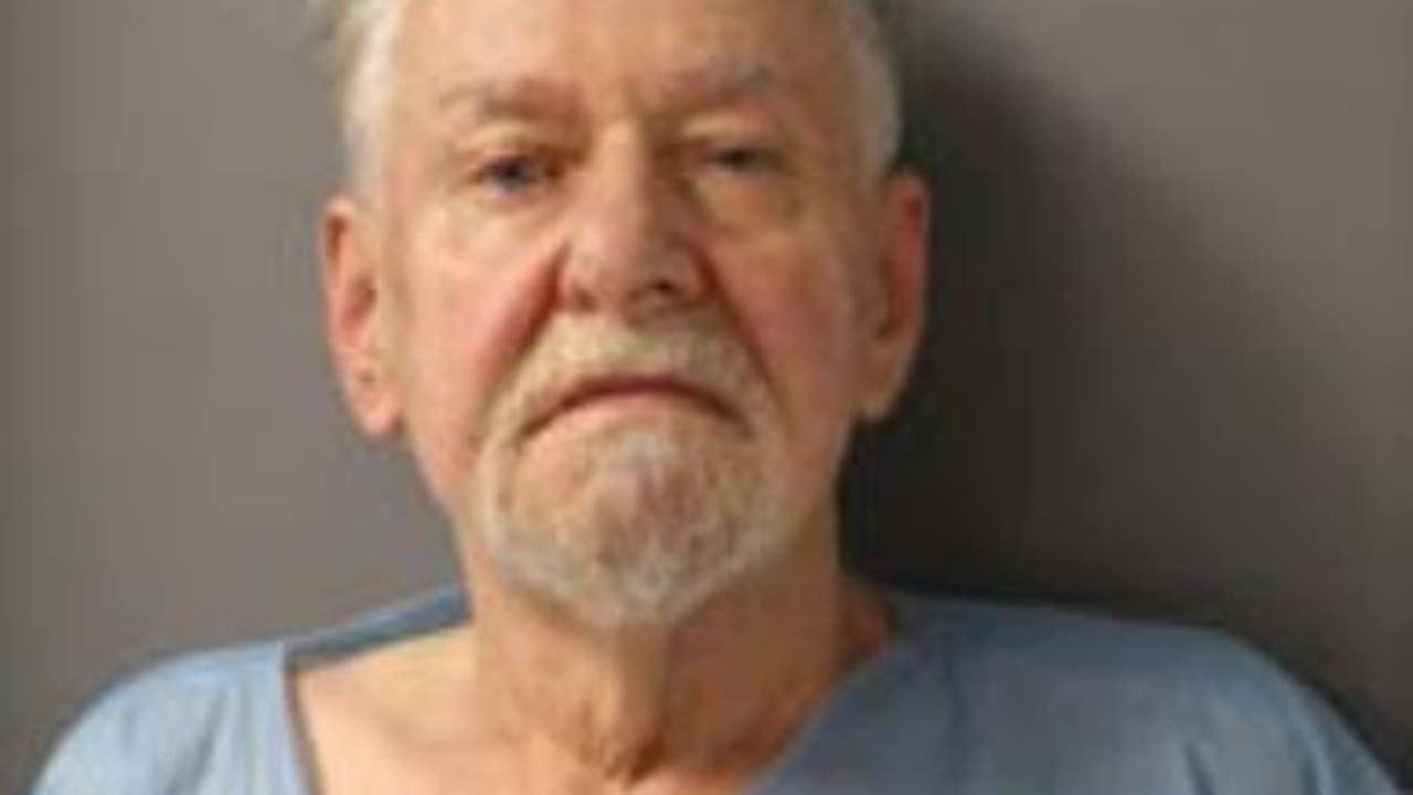 Man charged with fatally shooting woman in Schaumburg hotel parking lot ...