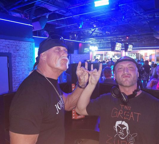 Hulk Hogan's Son Nick Breaks His Silence on Dad's Death, Details His ...