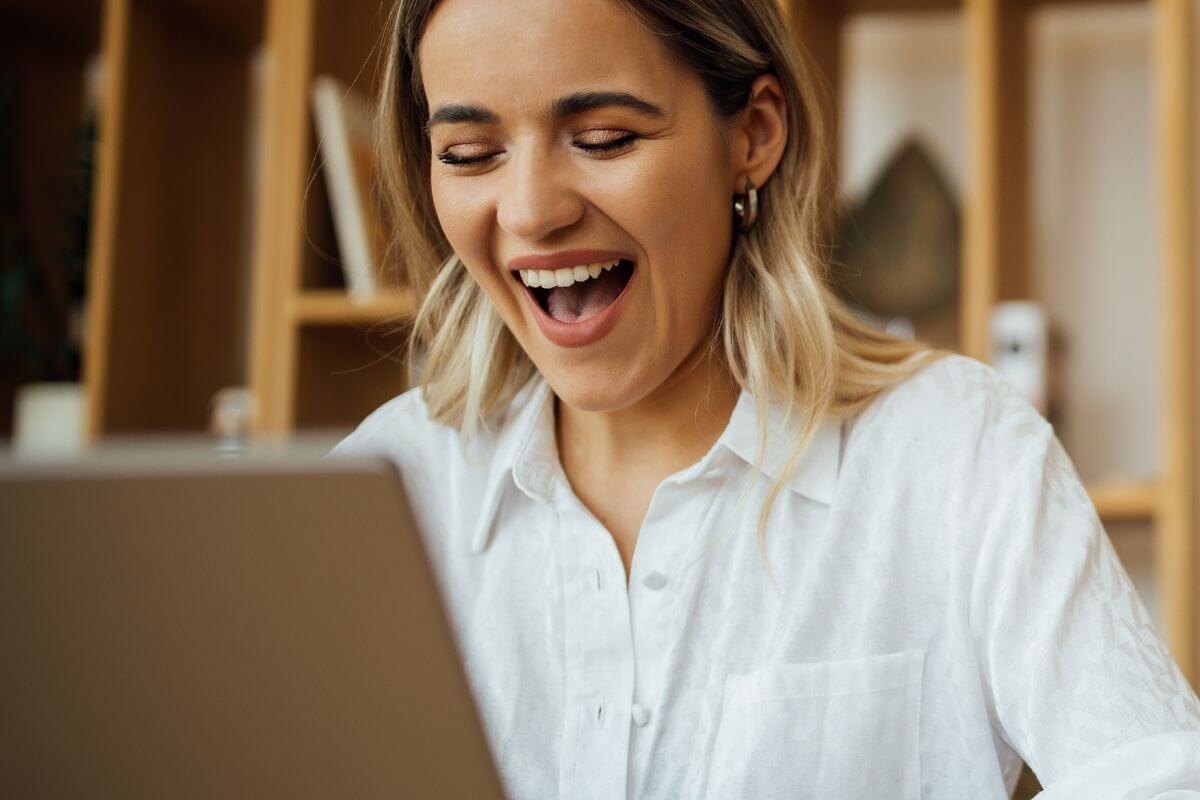 10 Real Side Hustles That Actually Make You Money