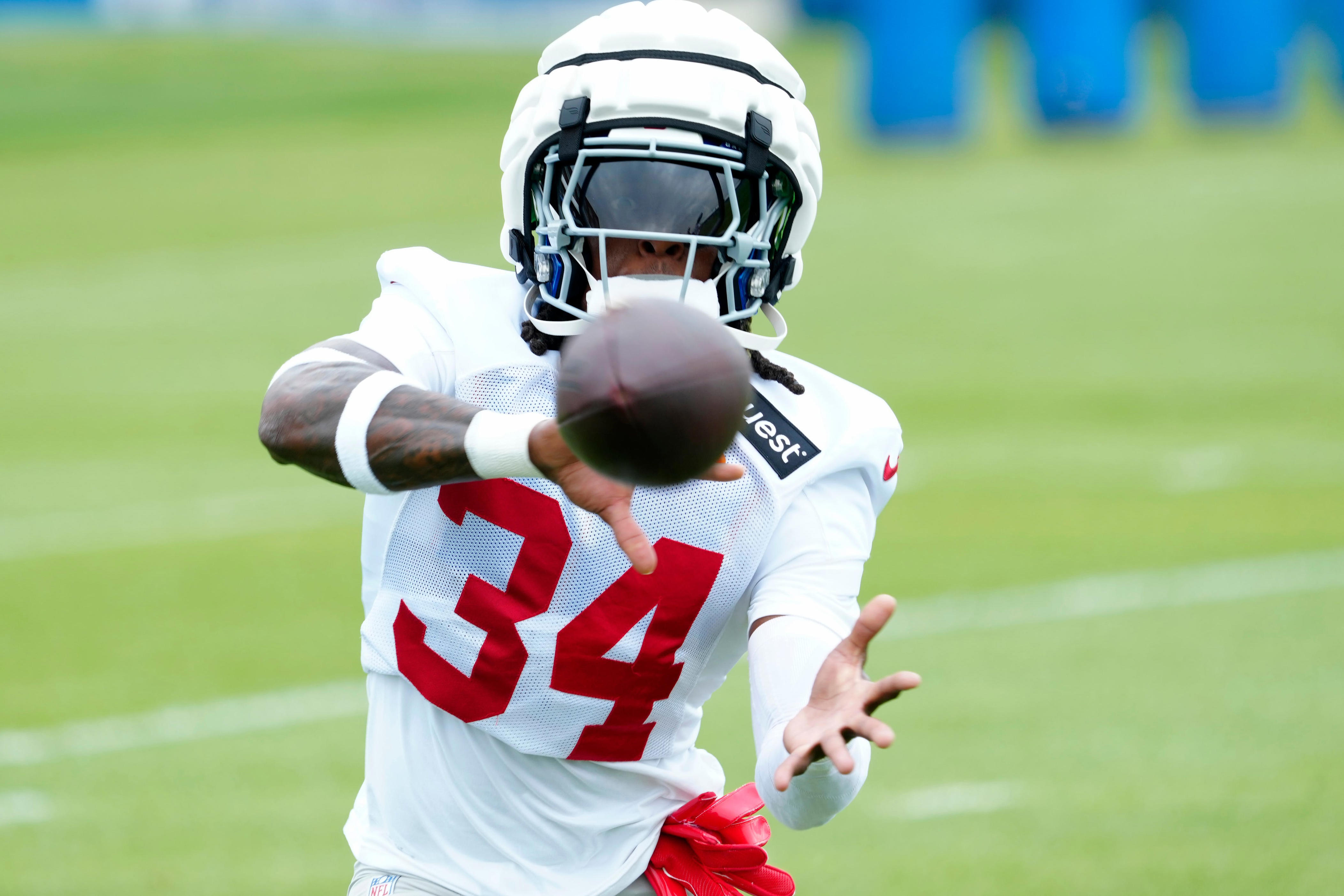 NY Giants roster cuts live tracker as NFL teams trim to 53 players: A ...