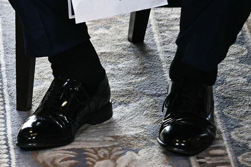 New images of Donald Trump's swollen ankles spark more health concerns