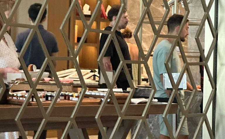 Viaje de Andy a Tokio revive a Daniel Asaf; fue guarura de AMLO ...